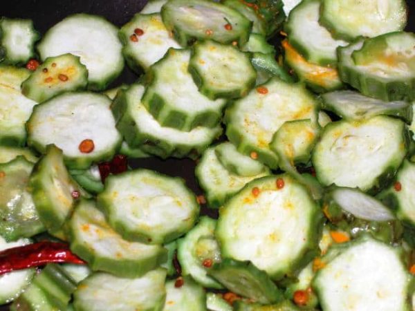Organic Ridge Gourd Slices – GreenDNA® India